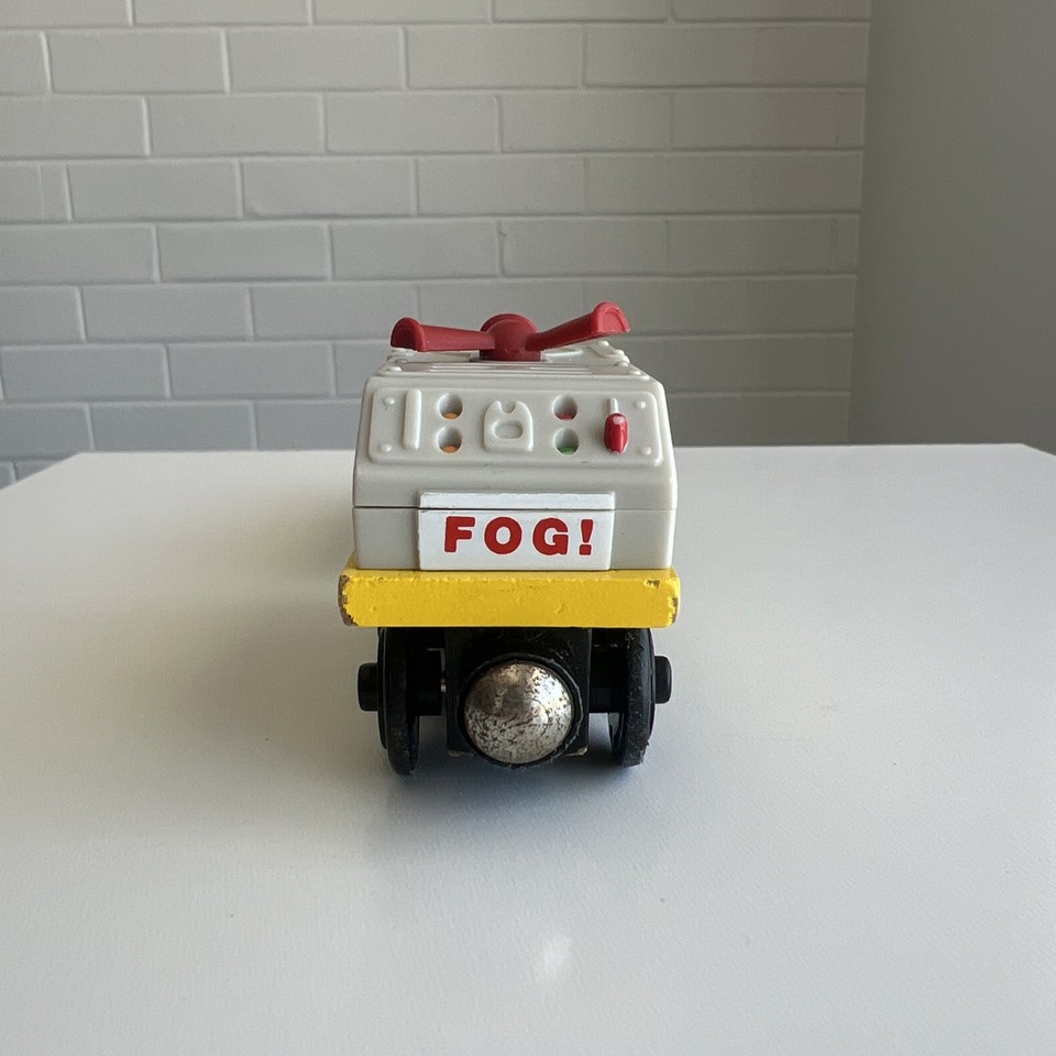 Blasting Cap & Fog Horn Car (Untested Sound) – Thomas & Friends Wooden ...