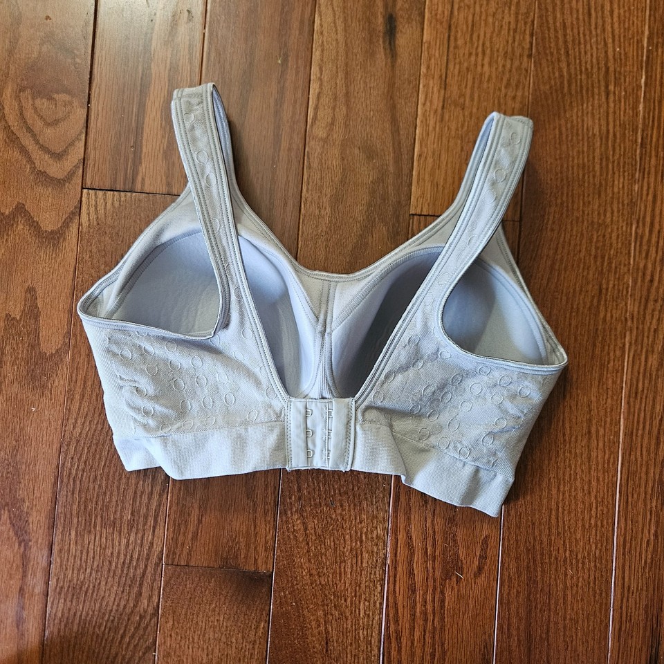 Bali Comfort Revolution Shaping Wireless Bra DF 3488 Light Gray Dot ...