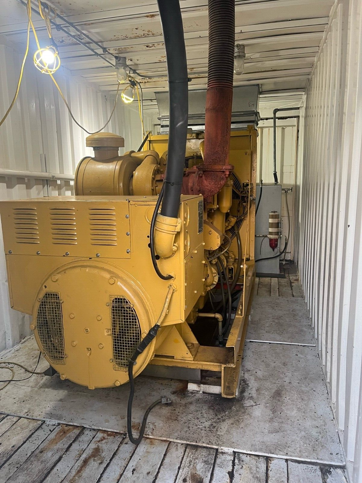 Caterpillar 250kw D343 Diesel Generator, Switchgear & Day Tank TESTED ...