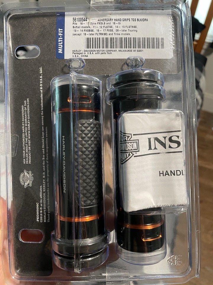 Harley-Davidson NEW OEM Adversary Hand Grips - 56100544 | eBay