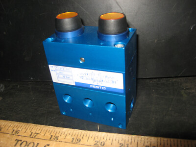 Pneumatic Valves - Push Button Pneumatic Valve