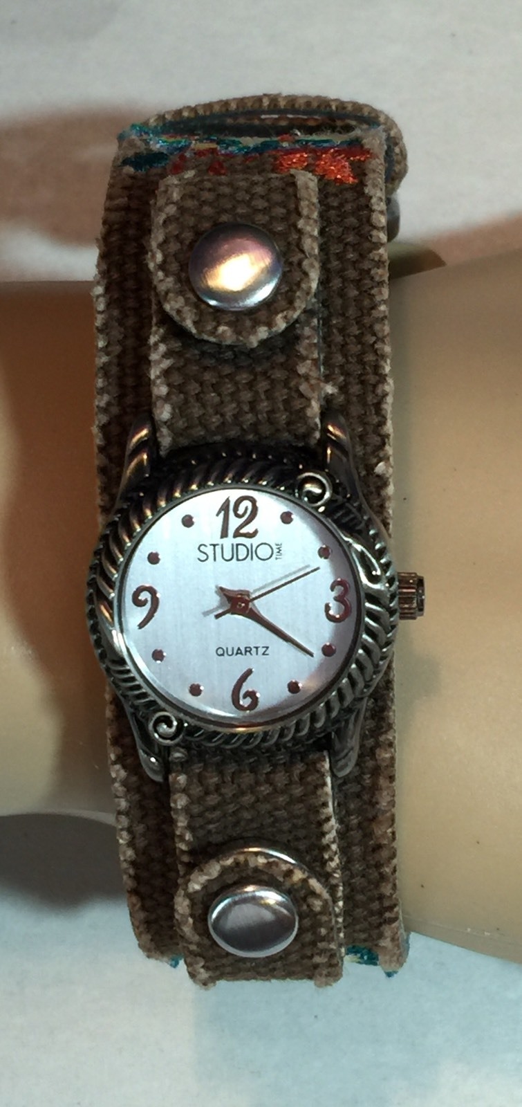 Studio Quartz Wristwatch Retro Wristband Gift | eBay