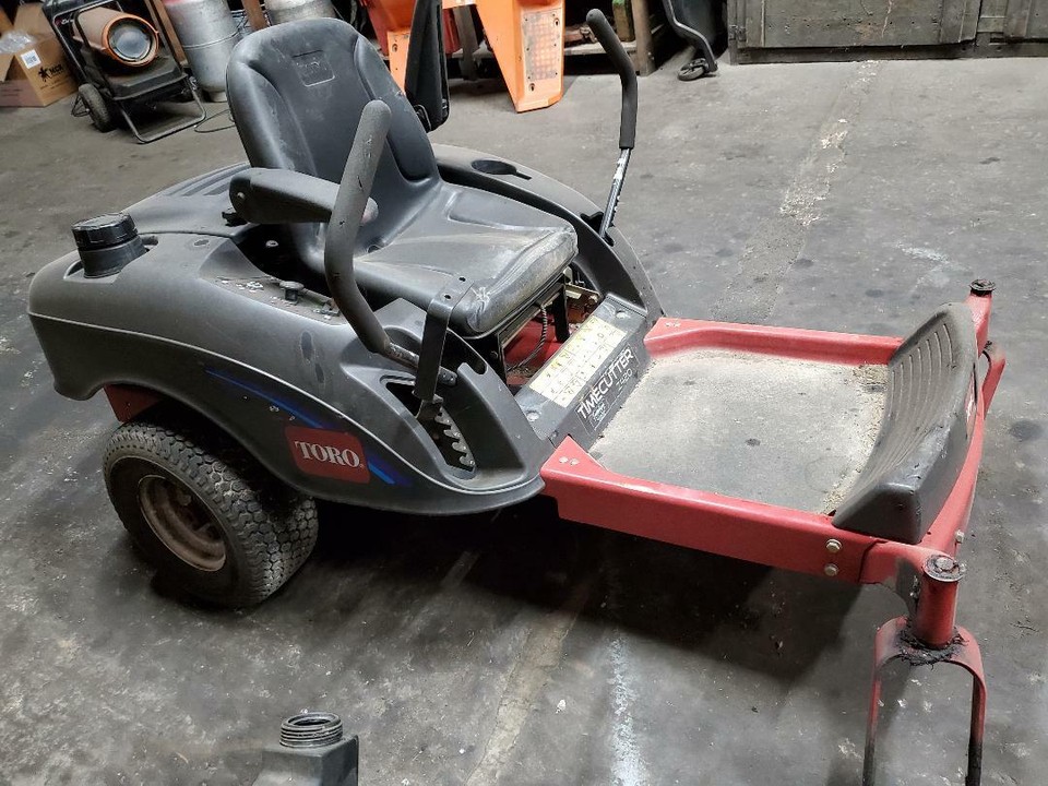 Toro Timecutter #74327 Z420 (Zero Turn) LEFT Side Plate Assembly | eBay