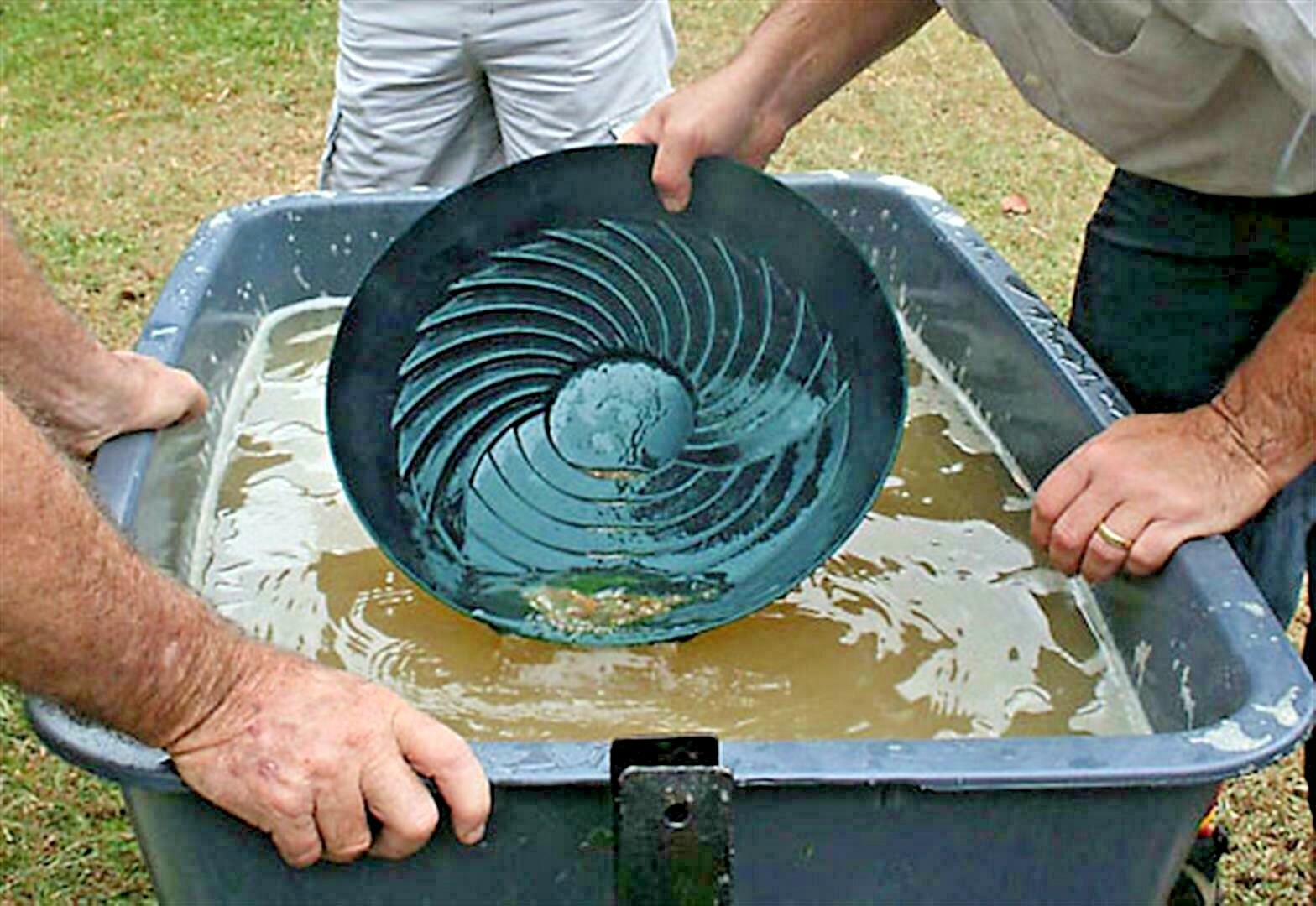 Turbo Pan Green 10" Plastic Gold Pan Sluice Panning Prospecting Gem ...