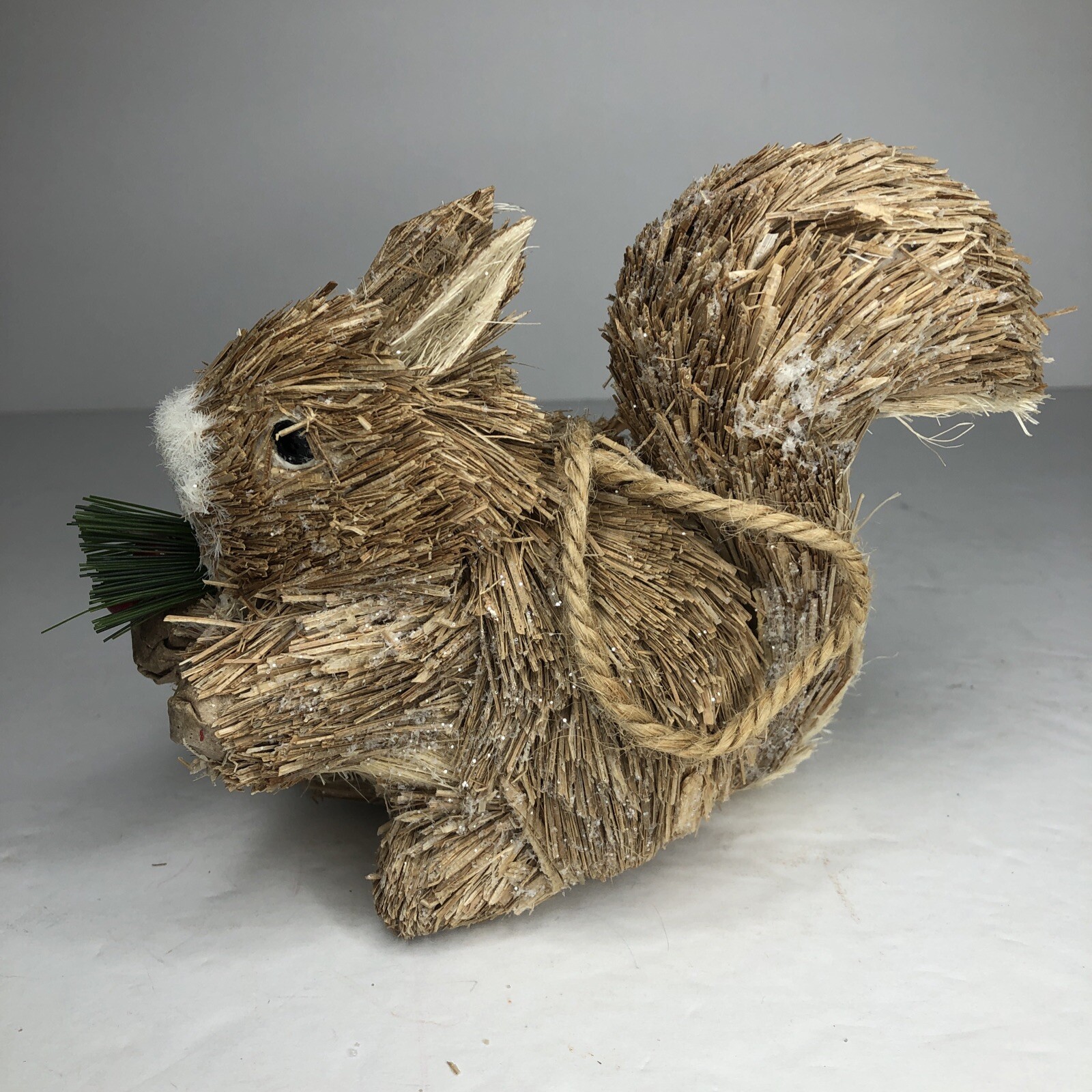 Sisal Straw Glitter Snow Kissed Holds Berries Squirrel Ornament ...
