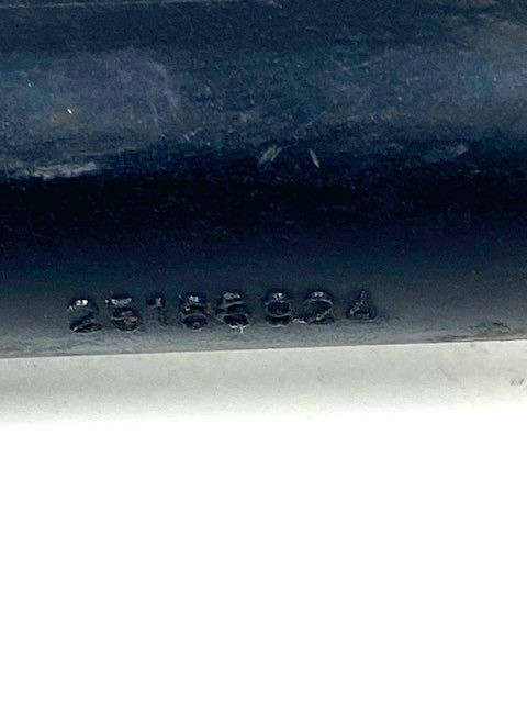 GM Fuel Rail Assembly fits 17113695, 12602113 01-07 GM Trucks LQ4 Gas W ...