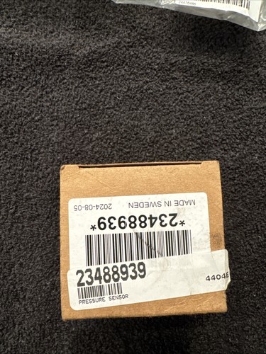 Volvo D13/Mack MP8 Common Rail Fuel Pressure Sensor 23488939 OEM NEW | eBay