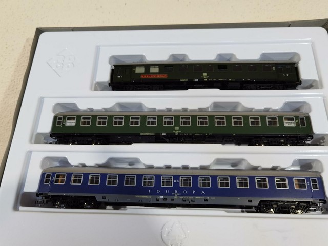 Roco 44099 – 2.klasse Liegewagen Bcüm Touropa der DB online kaufen | eBay