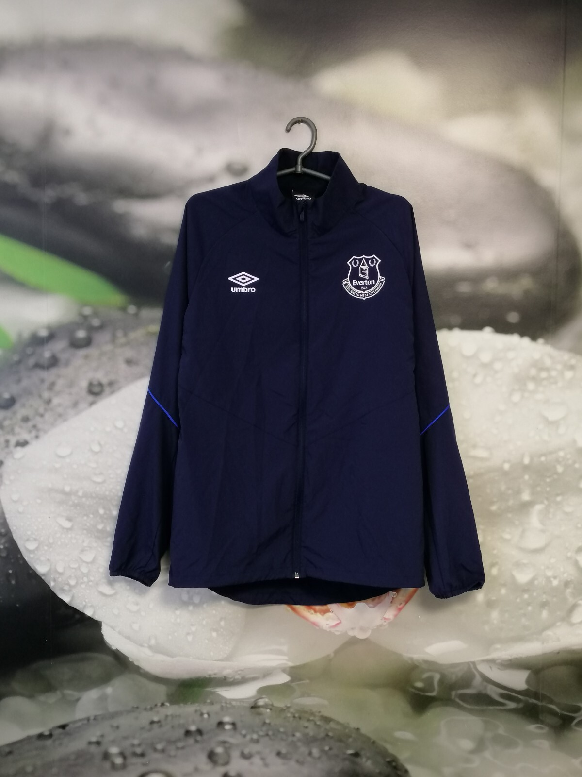 Everton football training zip jacket running coat Umbro size M | eBay