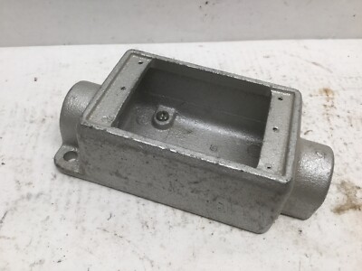 Crouse-Hinds 1/2 FSC1 3/4 FSC2 Condulet Single Gang Box 15.8cu in | eBay
