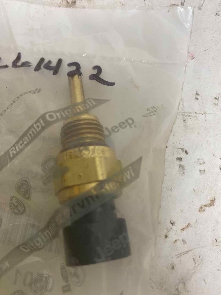 NOS OEM MOPAR Coolant Temperature Sending Switch Mopar 05011852AB Dodge ...
