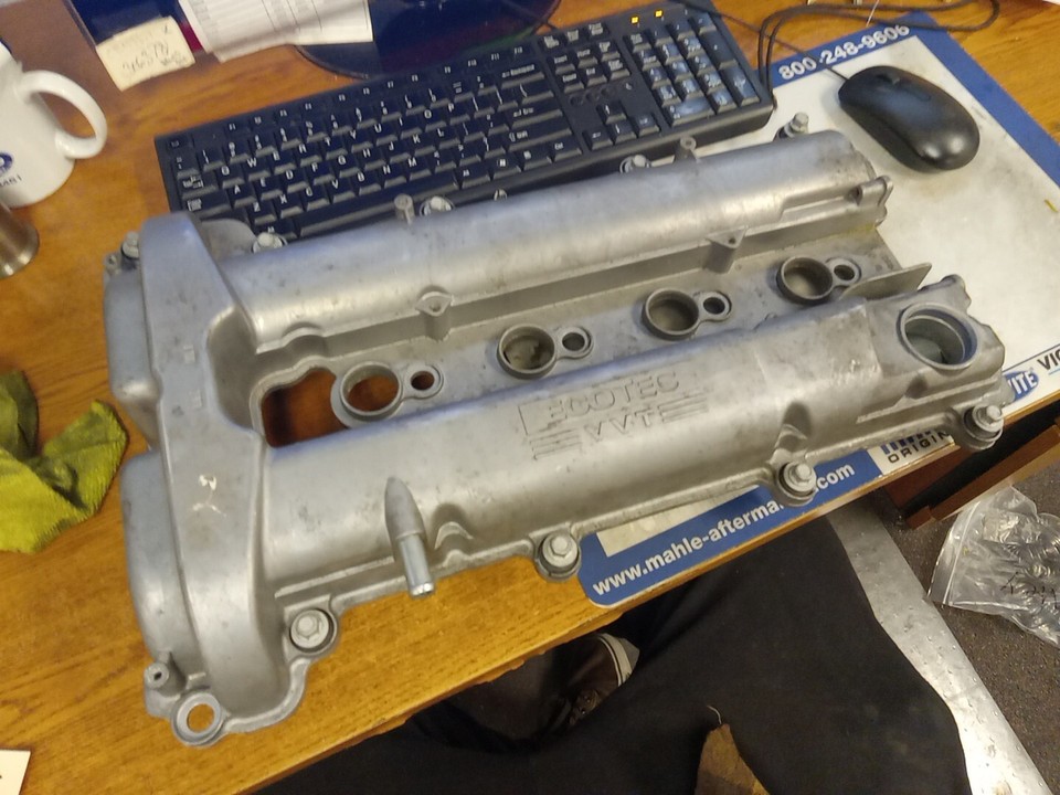 06-10 COBALT G6 G5 HHR MALIBU 2.4L VVT ENGINE VALVE COVER OEM | eBay
