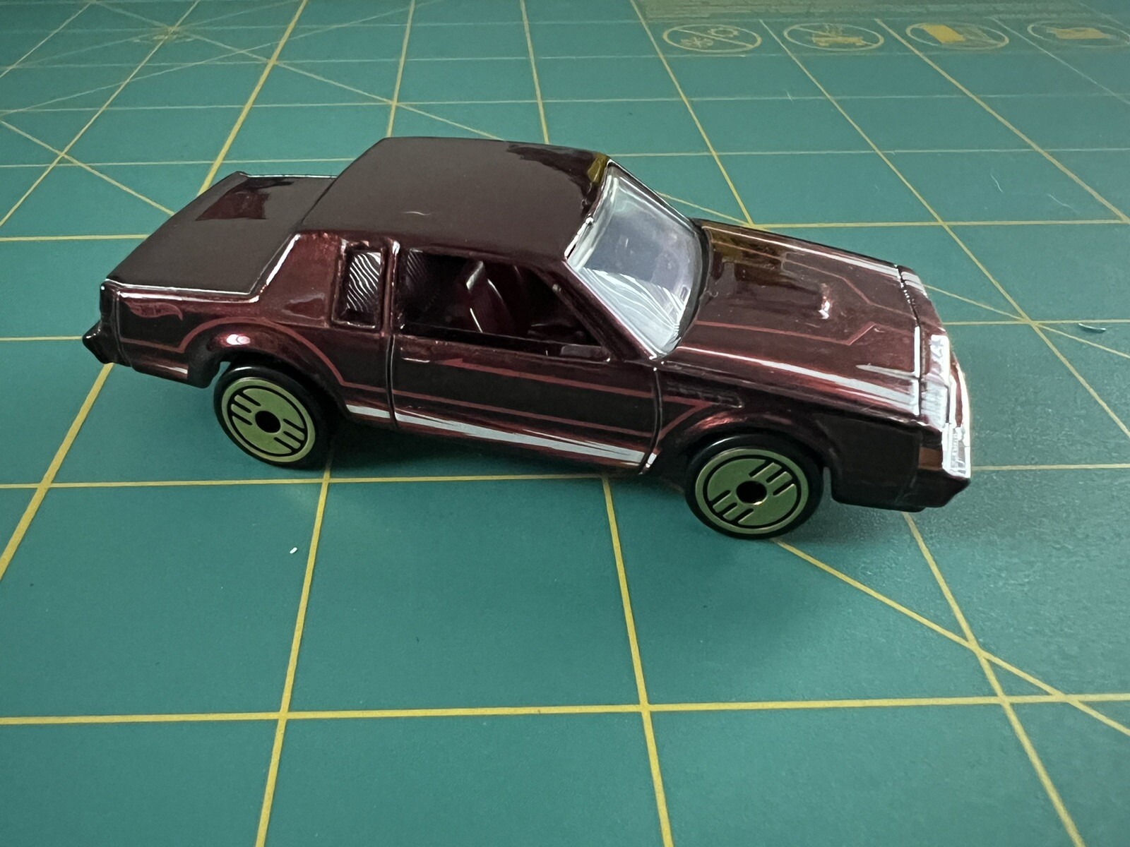 2022 HOT WHEELS (LOOSE) - ‘87 BUICK REGAL GNX ULTRA HOTS SERIES 7/8 ...