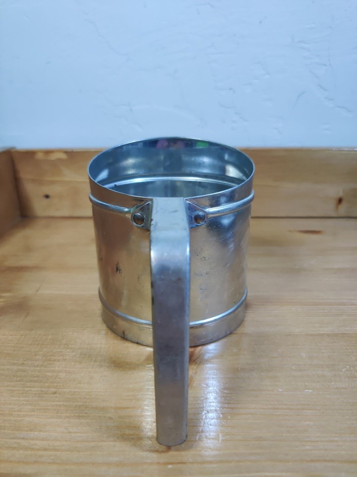 Vintage 1950’s FOLEY Flour Sifter Spring Loaded Metal Squeeze Handle ...