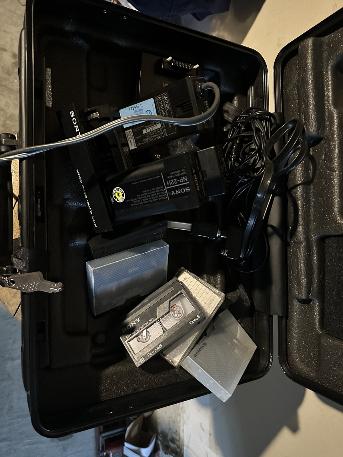 Sony Video8 AF CCD V8AF 8mm Camera w. Case & Accessories | As-is ...