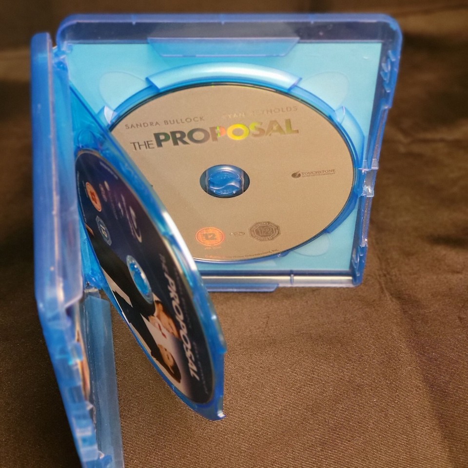 The Proposal Blu-Ray & DVD Set Starring Sandra Bullock & Ryan Reynolds ...
