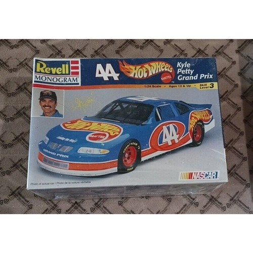 Revell Monogram Model Kit: 44 Hotwheels Kyle Petty Grand Prix Factory ...