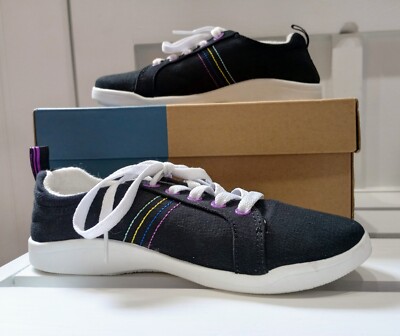 Vionic Beach Stinson Woman's Sneaker Size 5 Black Canvas Purple Eyelets ...
