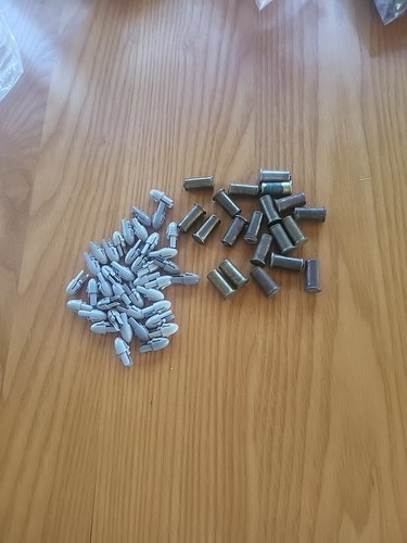 Mattel Shootin' Shell 20 Brass Spring-loaded Cartridges & 40 Plastic ...