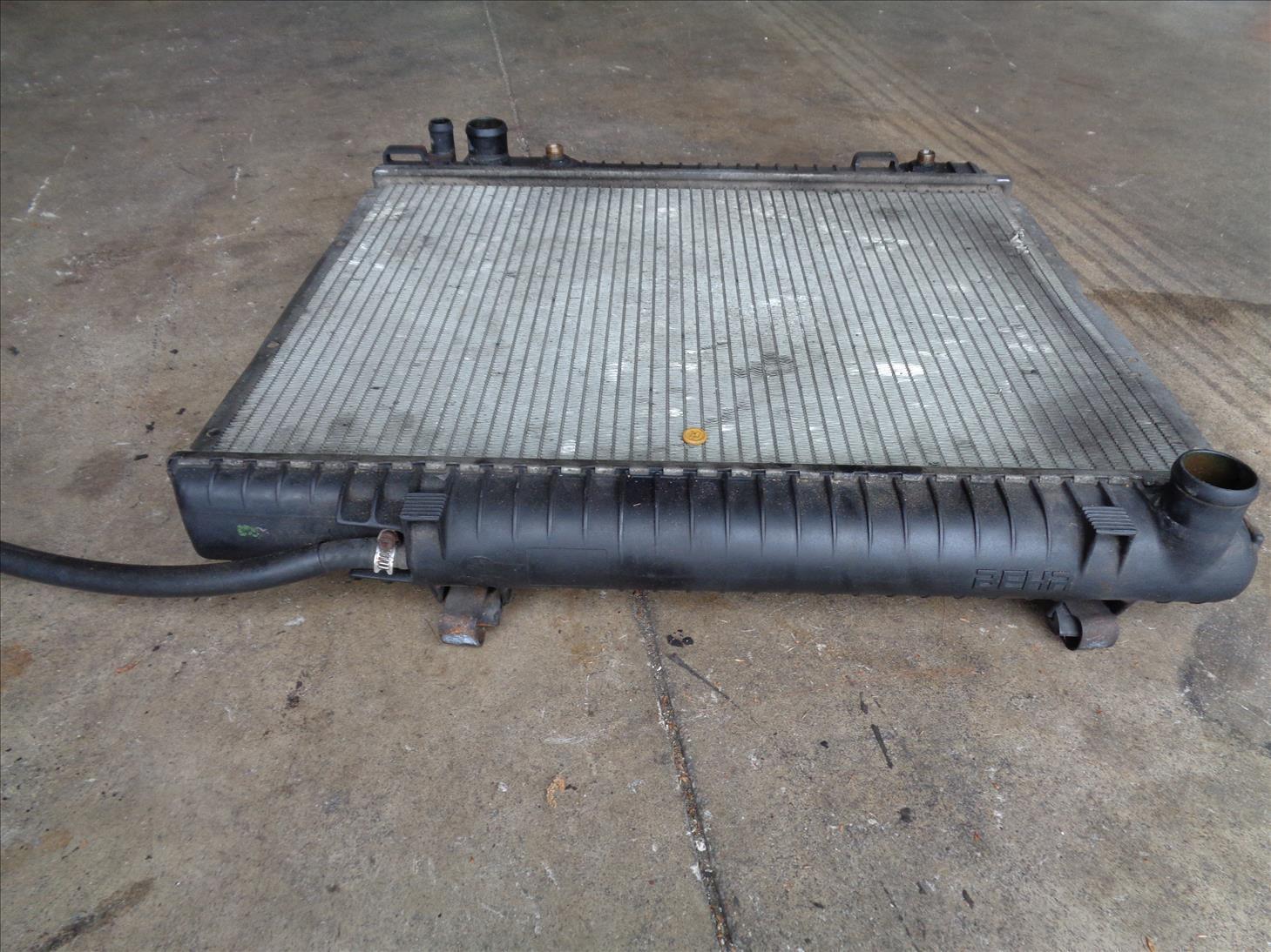 82 MERCEDES 300 D TURBO DIESEL RADIATOR RAD COOLING OEM 300D | eBay