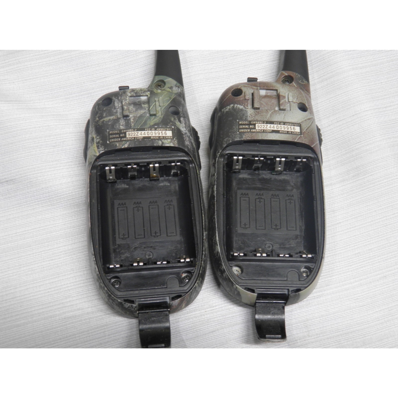 Uniden GMR895-2 Two Way Radios Walkie Talkie Set Of 2 Camo Camouflage ...