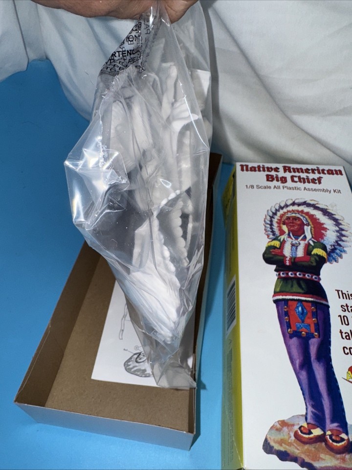 Native American Big Chief Plastic Model Kit P271-1/8 Scale Atlantis New ...
