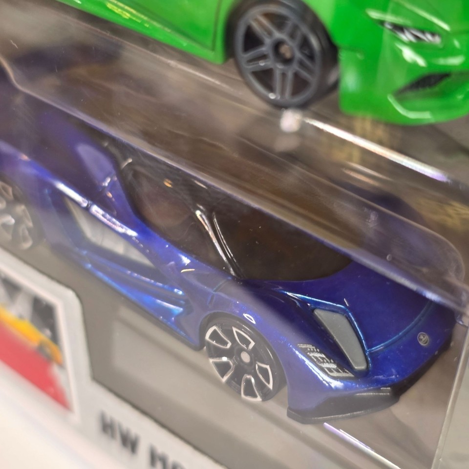 Hot Wheels Motor Show 5-Pack Ferrari Lamborghini Aston Martin Lotus MIP ...