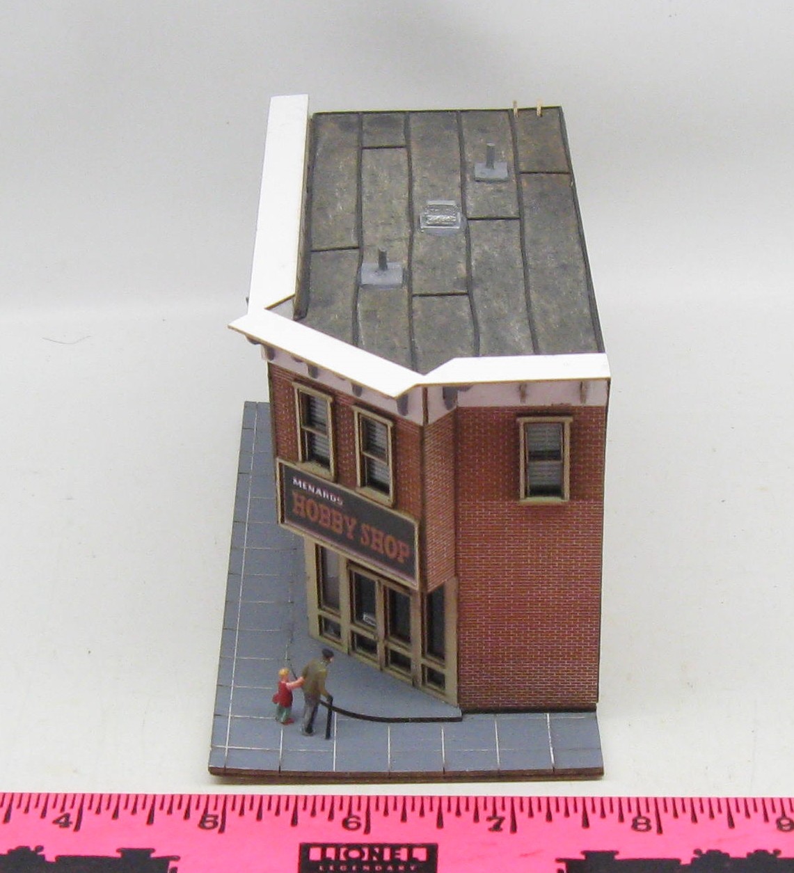 Menards ~ HO Gauge Lionel Menards Hobby Shop * prototype * | eBay