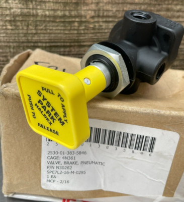 LMTV FMTV Brake Valve, Hand Valve; Brake Pneumatic 2530-01-383-5846 ...