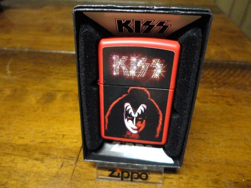 KISS GENE SIMMONS DEMON ZIPPO LIGHTER MINT IN BOX | eBay