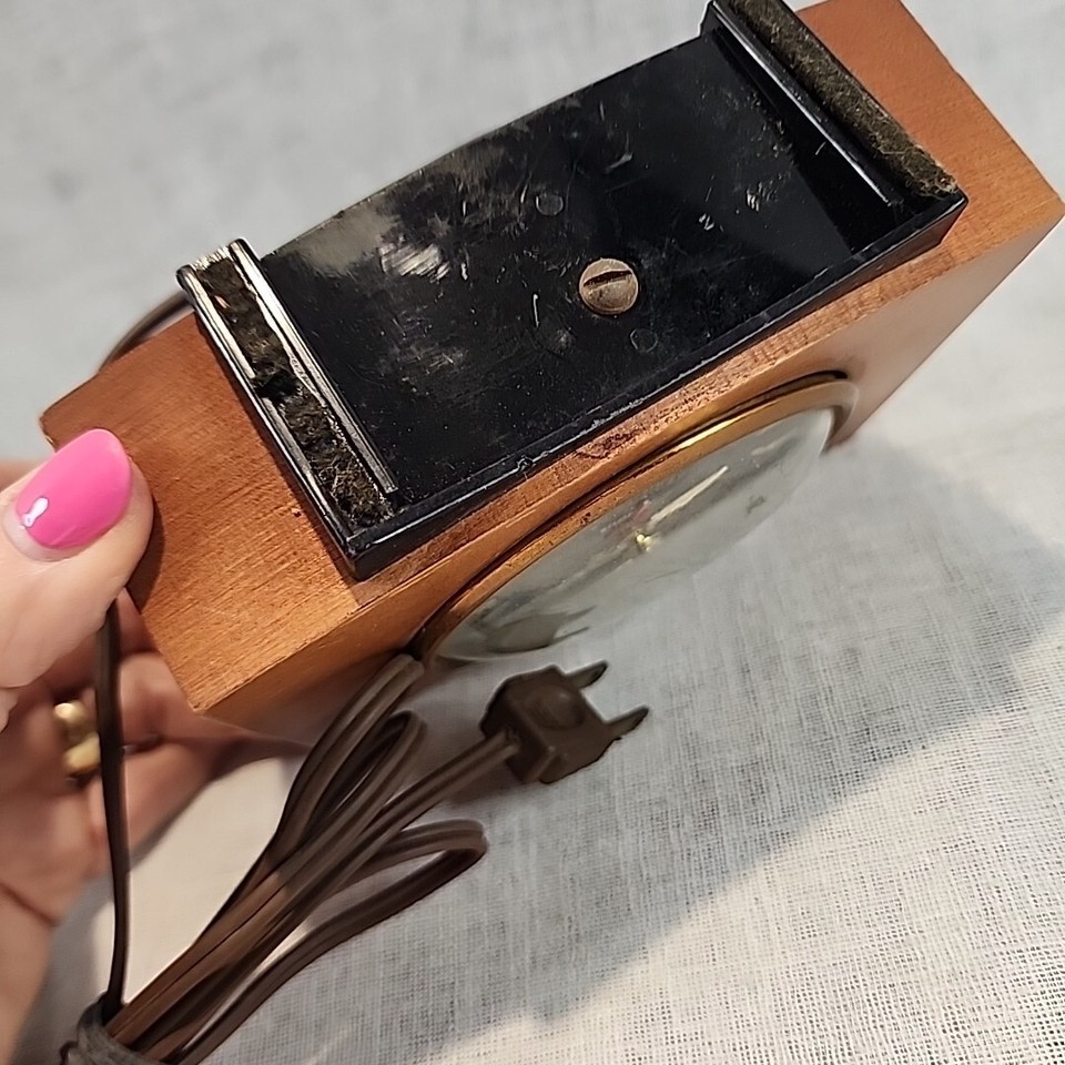 Westclox Pittsfield Luminous Blond Wood Alarm Clock 1950's MCM Untested ...