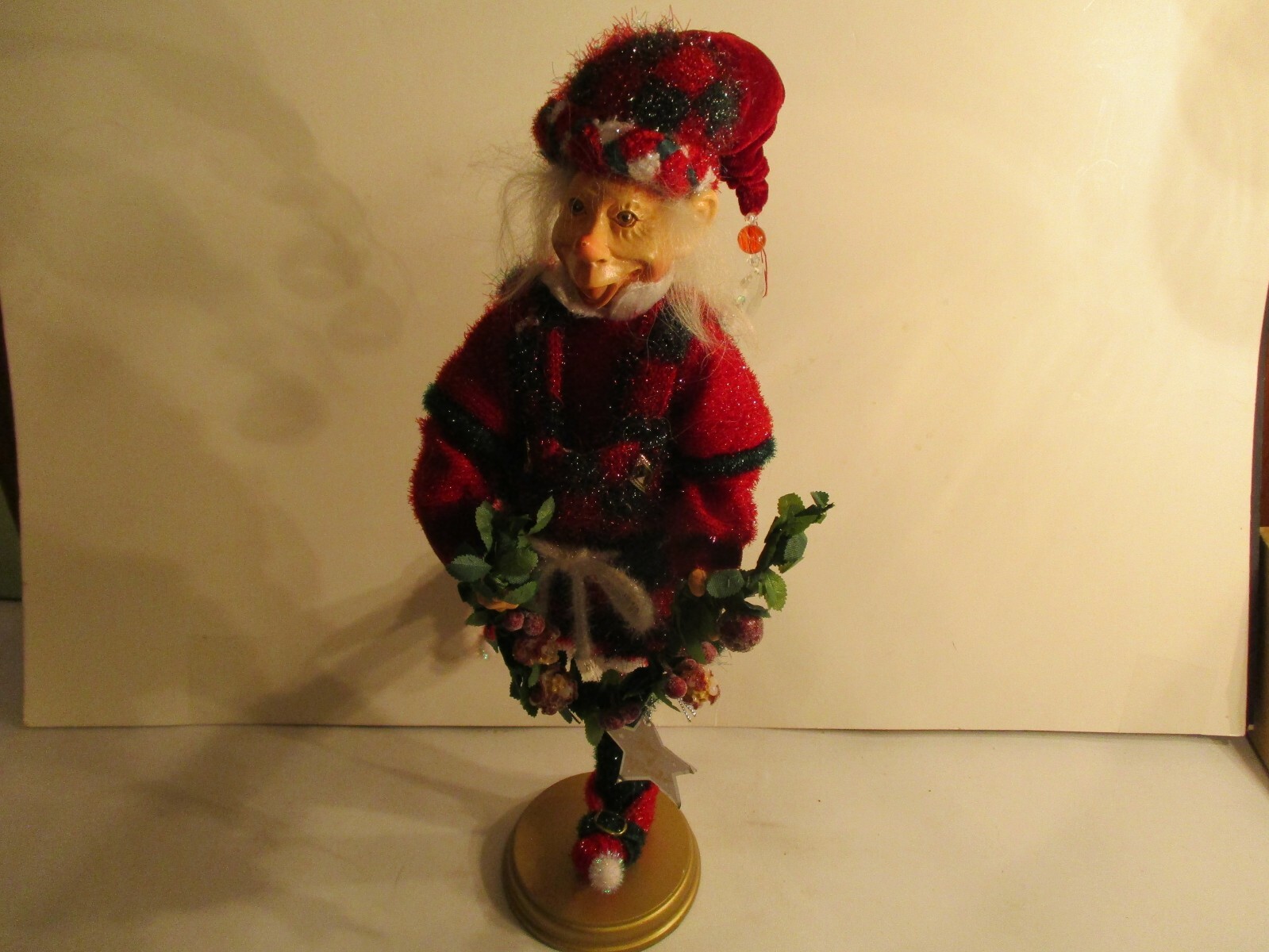 15 1/2" TALL WHOVILLE? ELF DRESSED IN HIS HOLIDAY BEST OF RED & GREEN ...