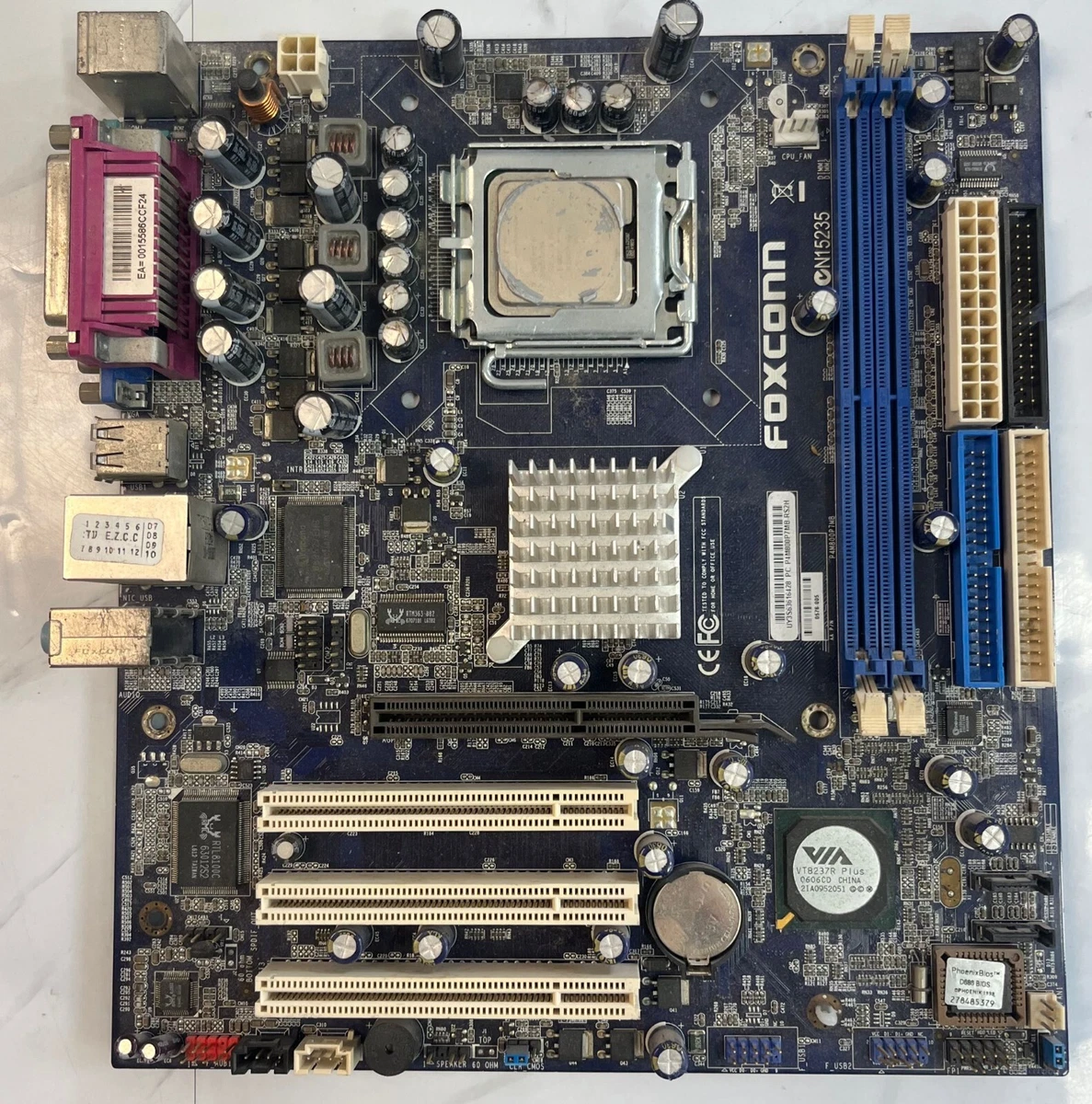 Foxconn Motherboard N15235