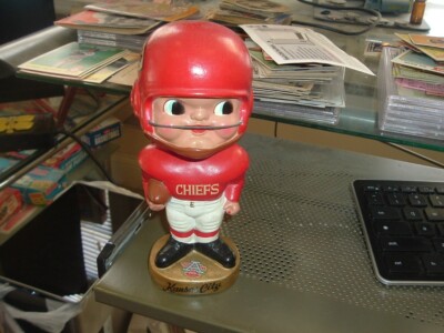 1965 Bobble Head Ear Pad Nodder Kansas City Chiefs Gold Base Football ...