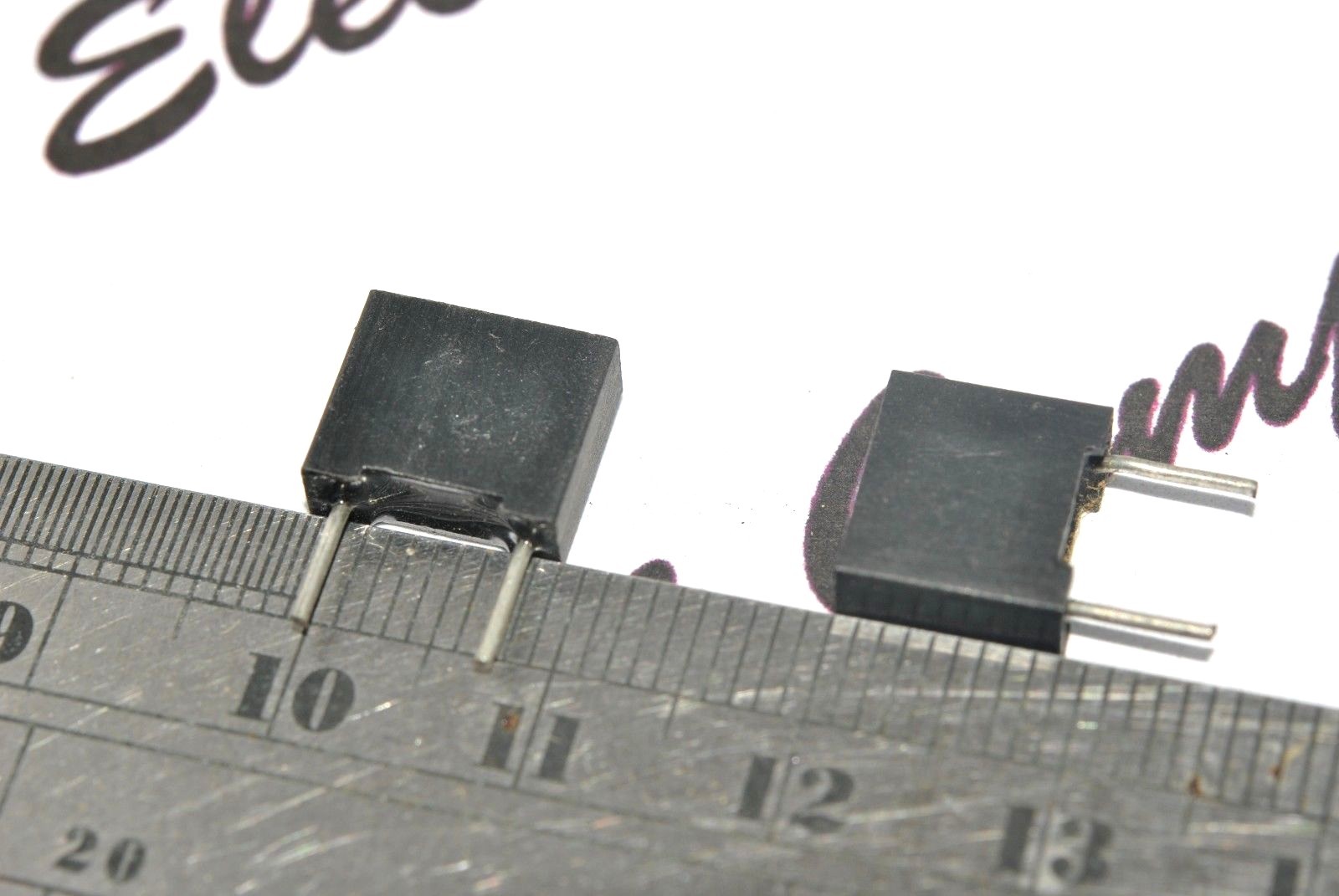 4pcs - 0.1uF (0,1µF / 100nF) 100V 5% Pitch:7.5mm 104J100 Capacitor | eBay