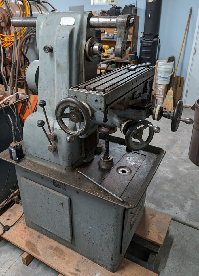 Hardinge Universal Mill UM, 110-1850 RPM, 6" x 25" Table, 120/240V ...