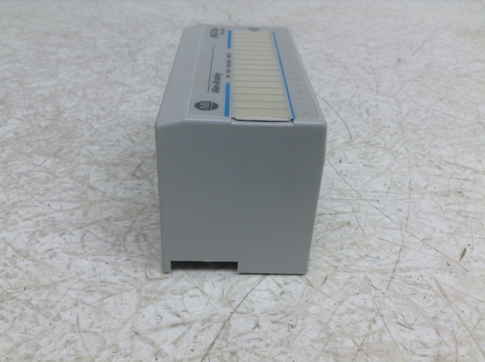 Allen Bradley 1794-IV16 Flex I/O 24 VDC 16 Input Module Ser A Rev B01 ...