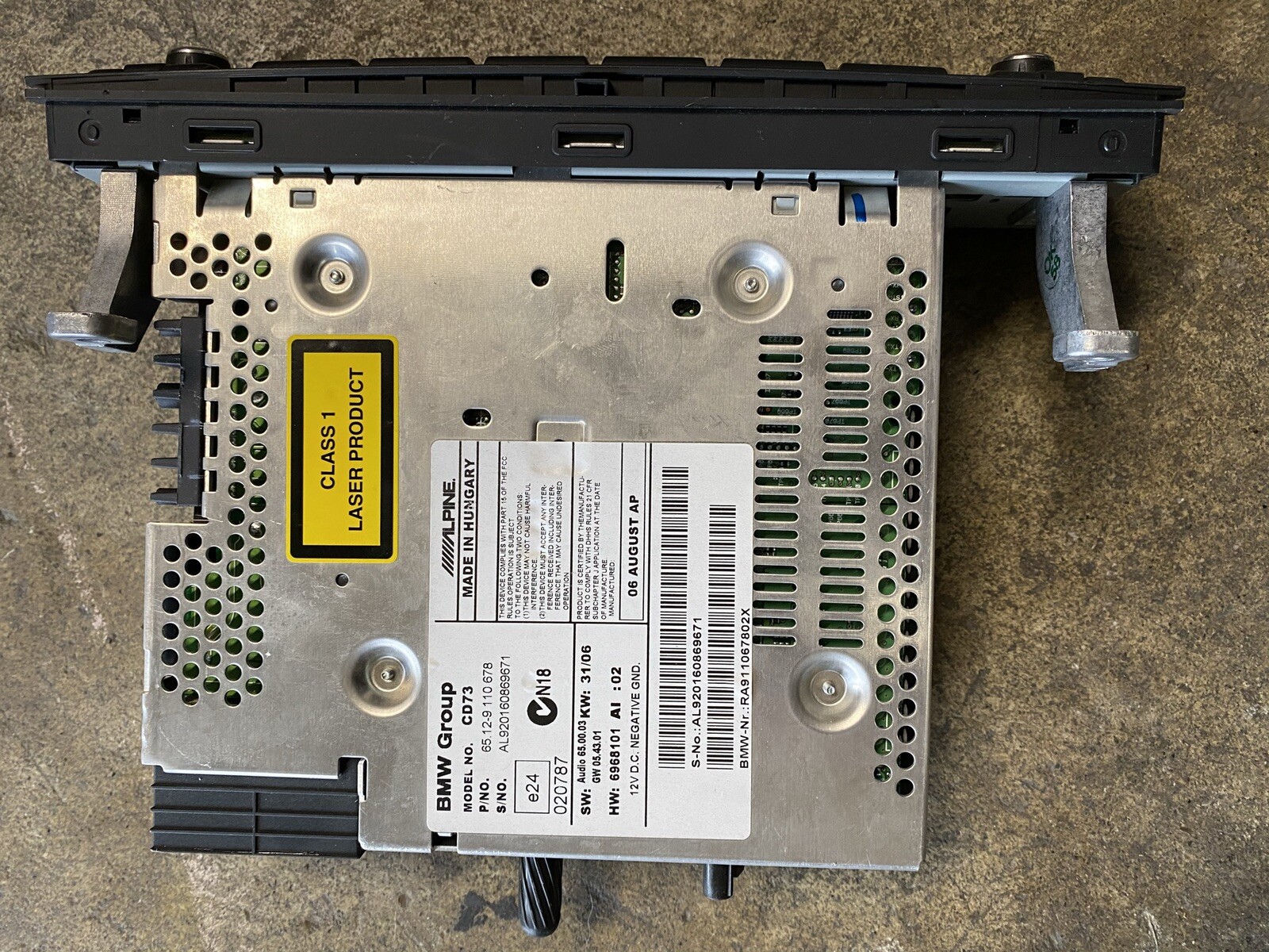 BMW OEM E90 E92 325 328 330 335 M3 FRONT PROFESSIONAL CD PLAYER MODEL ...