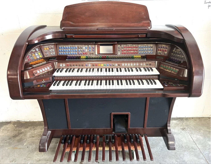 Lowrey Organ Stores