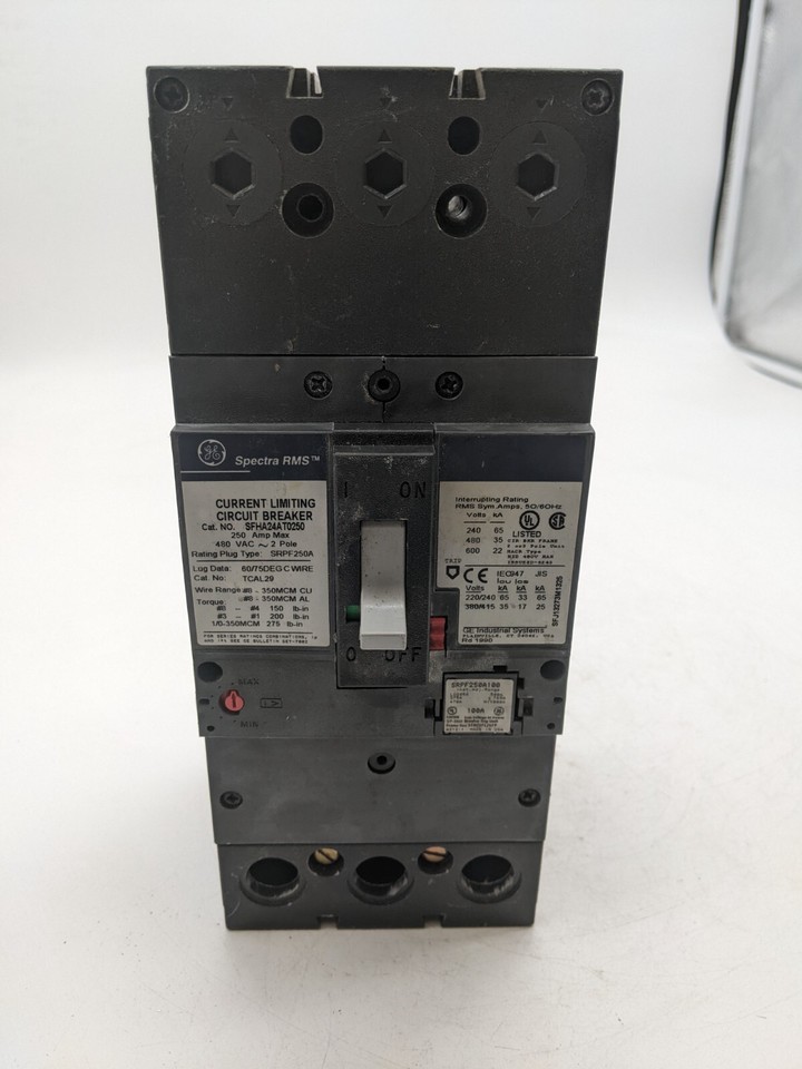 General Electric SFHA24AT0250 Bolt-On Circiut Breaker 250A 480V 2P 1PH ...