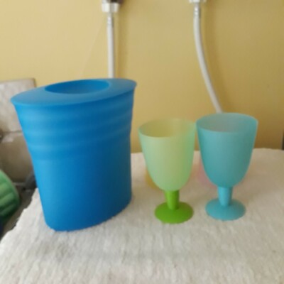 Tupperware Wine Cooler Blue 1.1 ltr + 2 Wine Parfait Glasses Gd Used ...