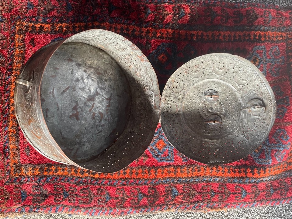 Antique hand-hammered large 10inch box with side and lid decoration | eBay