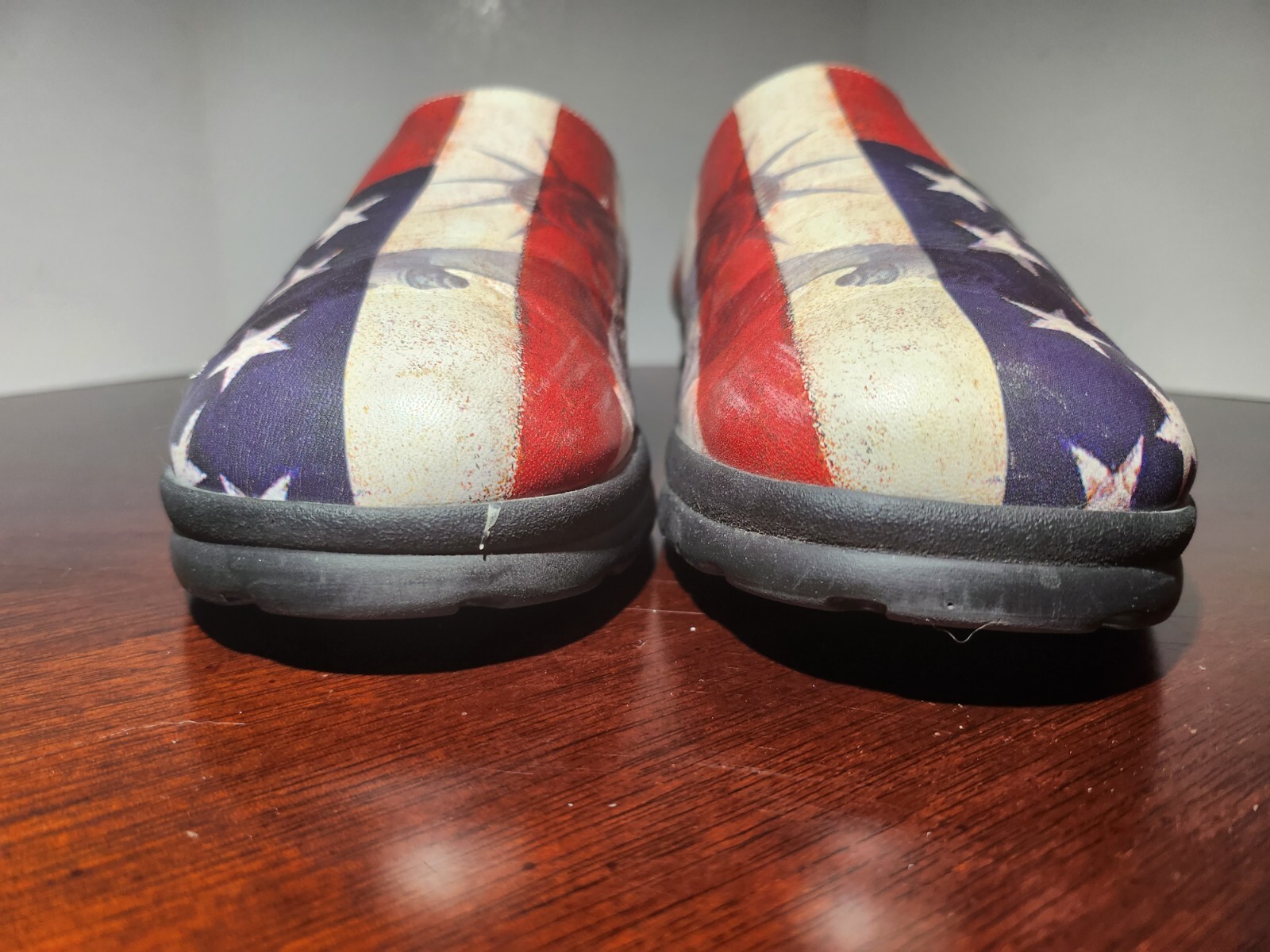 RARE ICON Wearable Art Liberty Clogs Mules , Size 7.5 - Gem