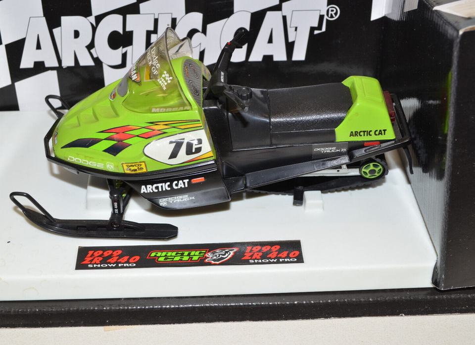 Vintage ARCTIC CAT DIECAST TOY SNOWMOBILE ZR 440 Blair Morgan #7c 1999 ...