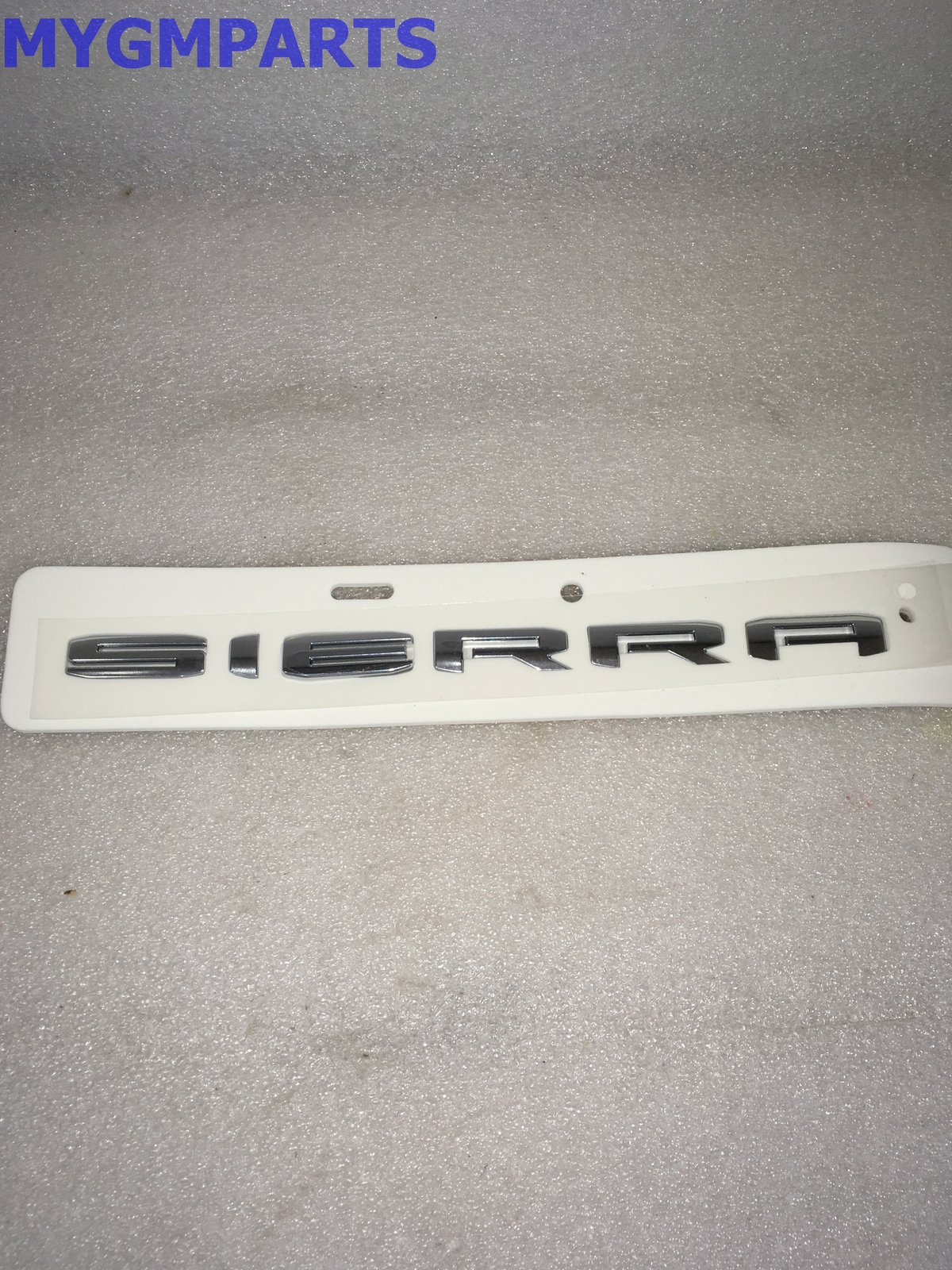 GMC SIERRA CHROME SIERRA TAILGATE EMBLEM 2019 NEW BODY STYLE OEM GM ...