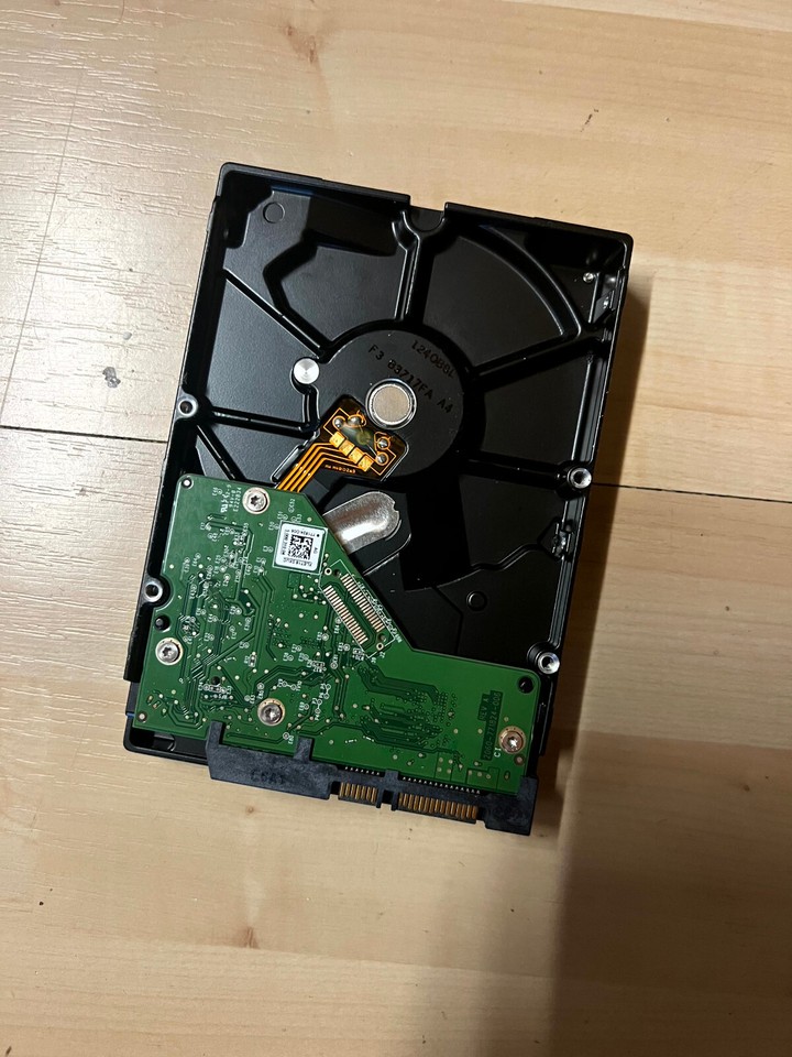 WD SEAGATE TOSHIBA HGS SATA PC DESKTOP 3,5" RICONDIZIONATI 4TB 3TB 1TB ...