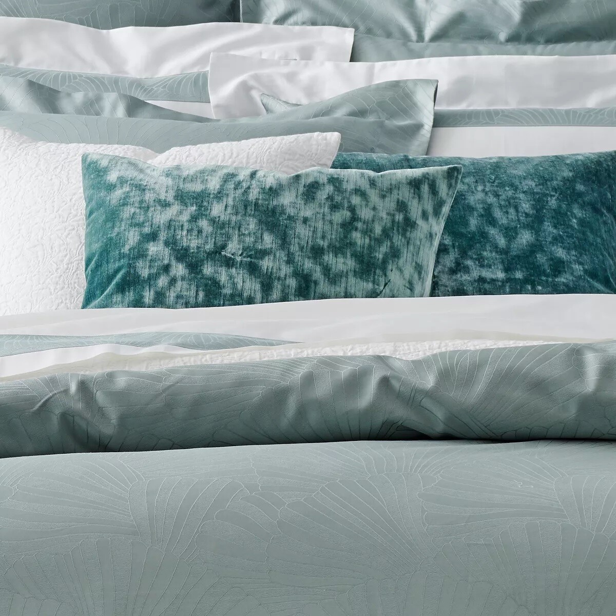 New Frette 2 Pc Set Cases Deco Fan Bordo Azure Winter Case Blue Green ...