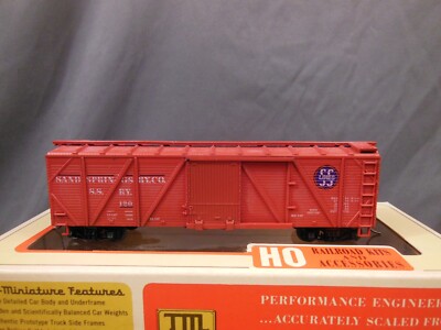 HO SCALE TRAIN MINIATURE SANDY SPRINGS X-29 BOX CAR KADEE COUPLERS ...