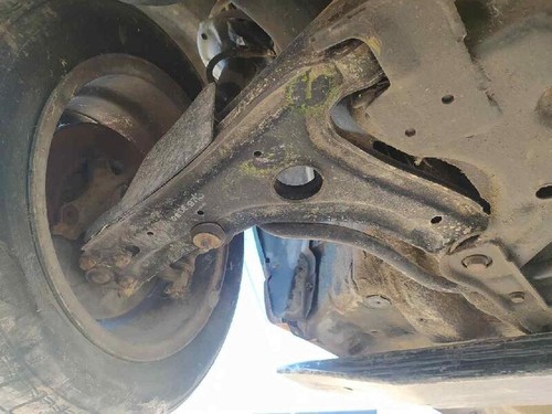 1H0407151 braccio sospensione inferiore per VOLKSWAGEN GOLF III BERLINA ...