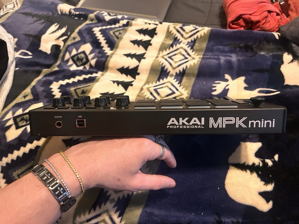 Akai MPK Mini MK3 25 Keys Keyboard Controller - Black 694318024935| eBay